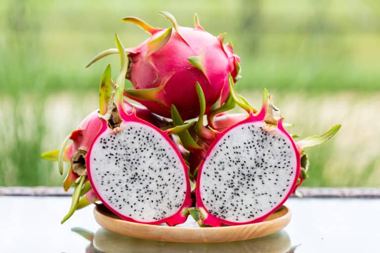 Obst mit D am Anfang (Liste mit vielen Bildern) - foodwissen.de