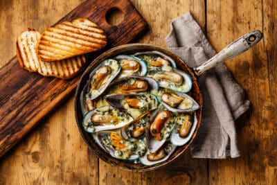 Muscheln aufwärmen - so geht's richtig (geniale Tipps) - foodwissen.de